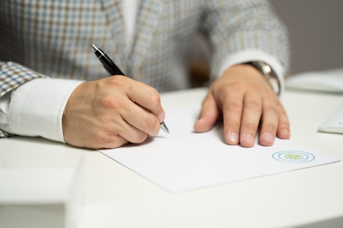 La Procura Notarile: Guida All'Atto Di Procura E Alle Tipologie ...